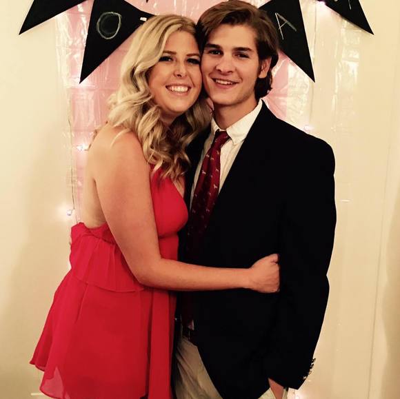 Kiersten's Closet (@kierstenray) | Poshmark